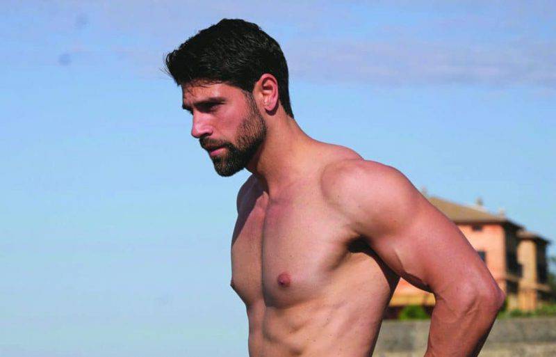 Chi è Gilles Rocca? Età, altezza, carriera, Isola dei Famosi e news