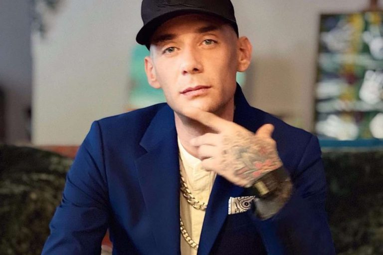 J-Ax, avete mai visto suo fratello? È molto famoso