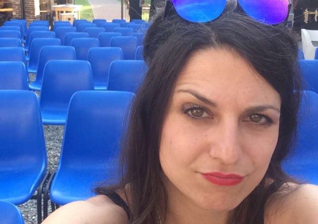 Sconsolata, avete visto sua figlia? È diventata famosa