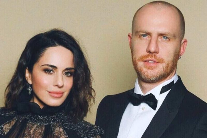 Chi è Paola Iezzi del duo Paola e Chiara? Età, carriera, compagno ...